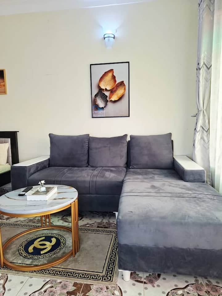 Shishi's Studio Apartment - Uganda