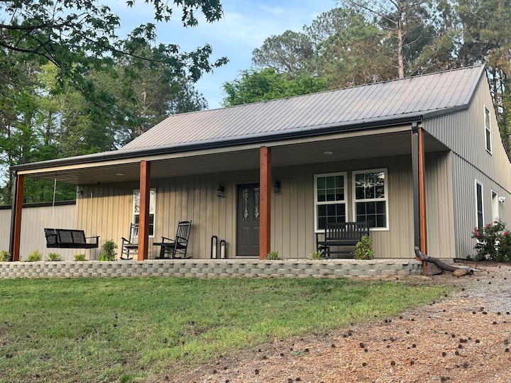 Spacious Covered Parking: Cabin In Pirates Cove - Kenlake State Resort Park, Hardin