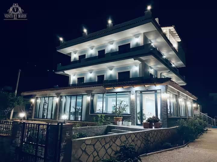 Hotel In Ksamil - Ksamil