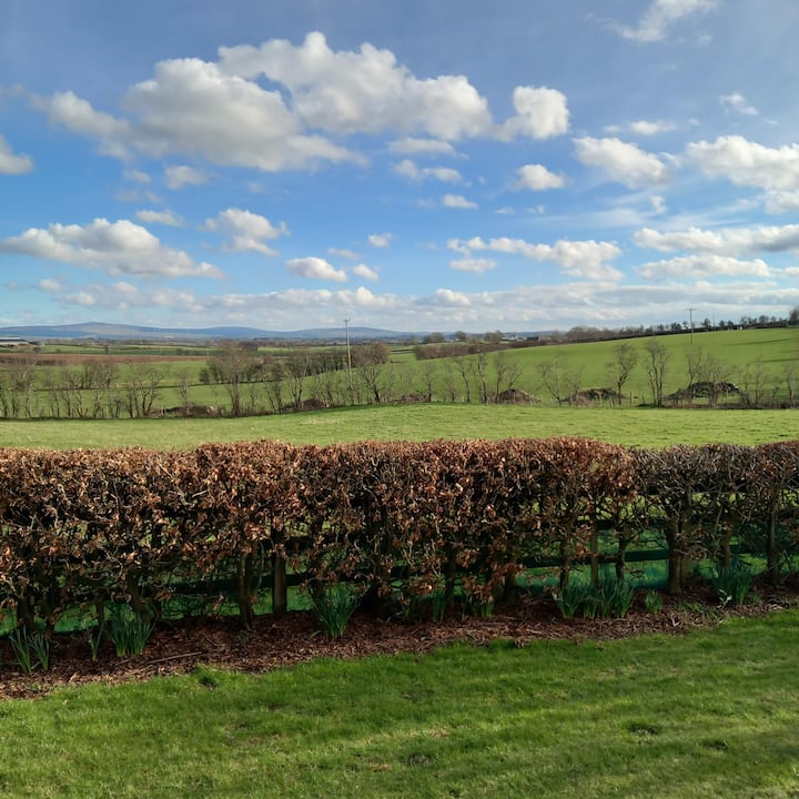 Causeway Coast 
3 Baths 8 Beds - Ballymoney