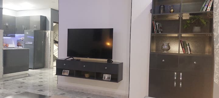 Newly Built 2br Comfort Near City, Airport & Beach - Algiers [El Djazaïr]