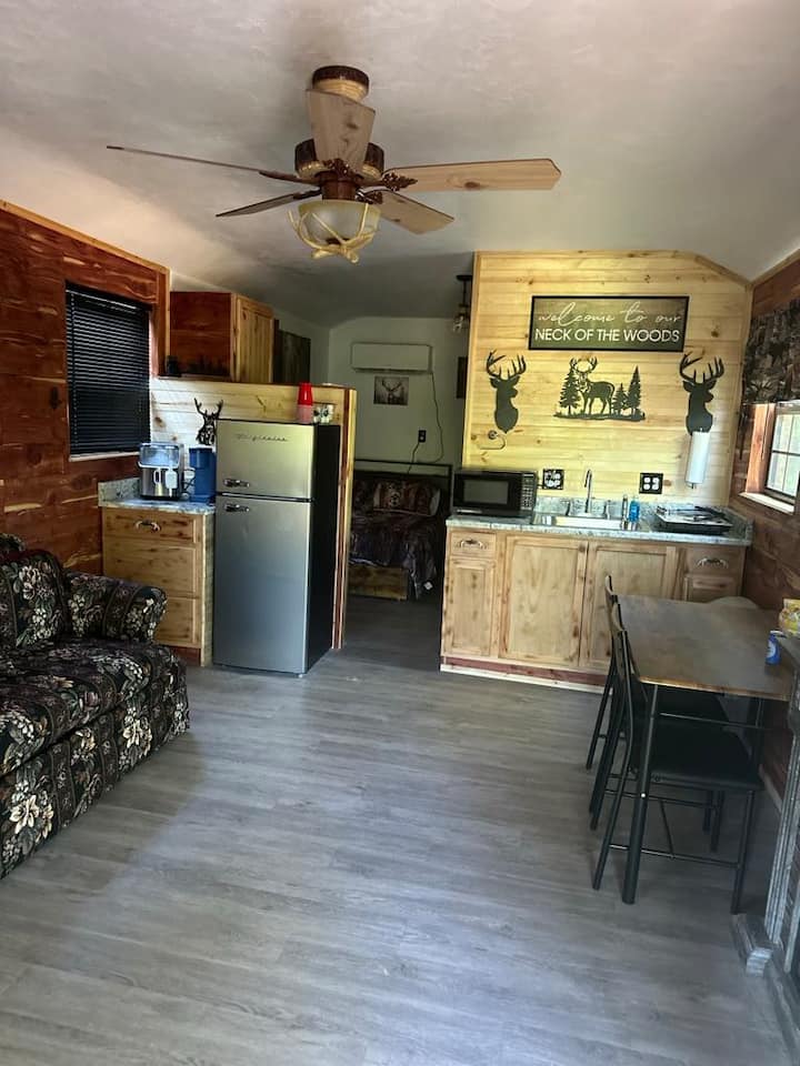 Deer Cabin - Lake Thunderbird, OK