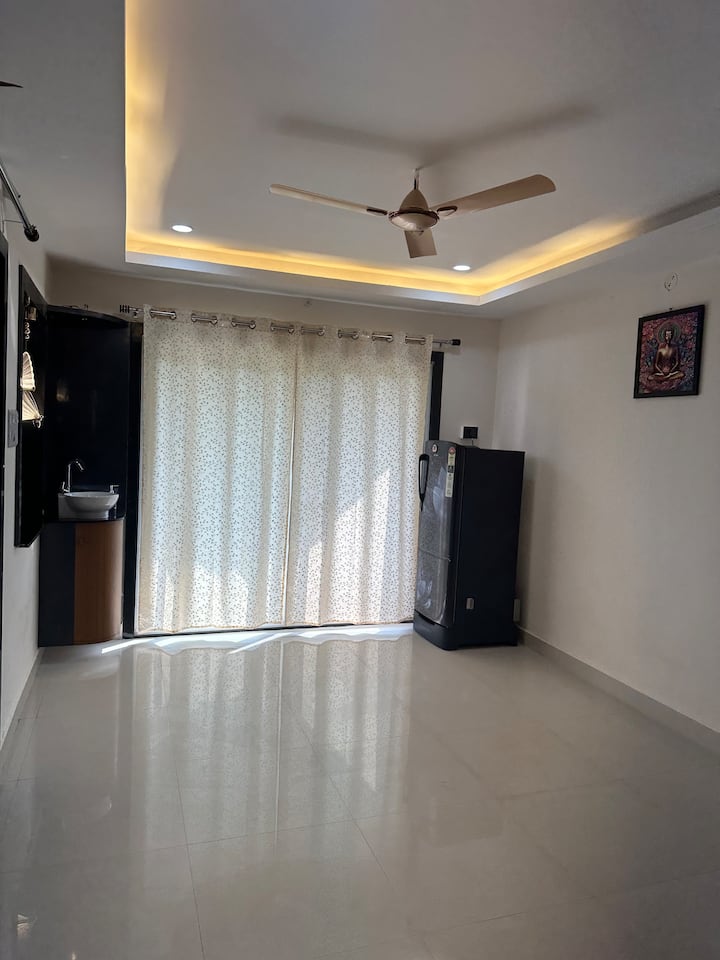 Cozy 2bhk Home Away From Home With Hill Views - Visakhapatnam
