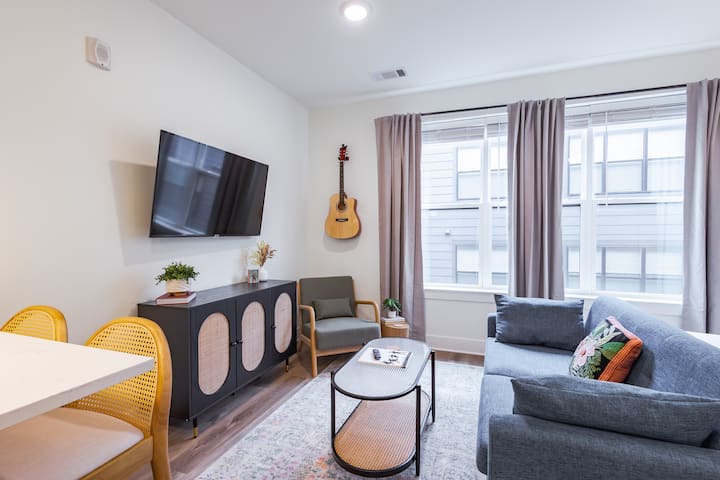 Songwriter Studio In Sobro | Pool | Walk To Broad - Nashville, TN