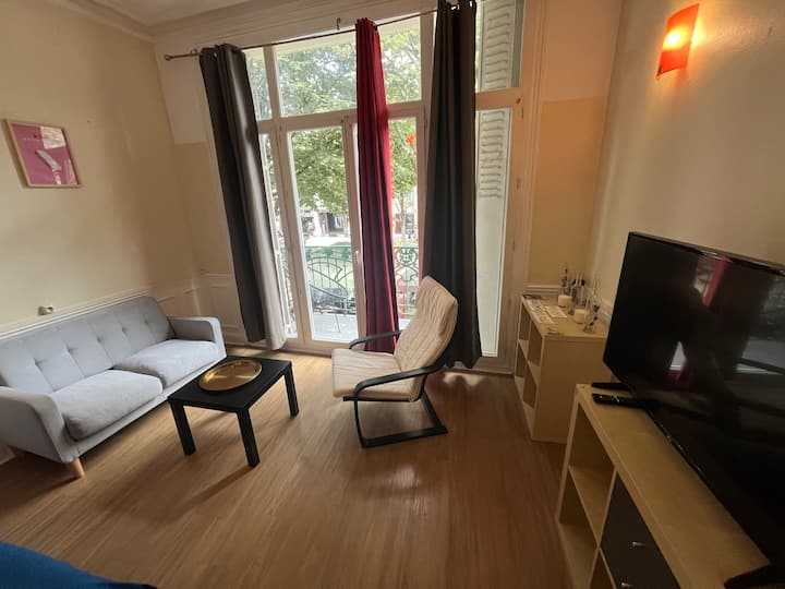 Appartement Cœur Ville Avec Balcon - Reims