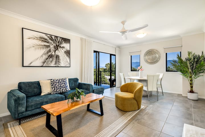 City Penthouse | Sunset Views | 2 Beds | 2.5 Bth - Cairns