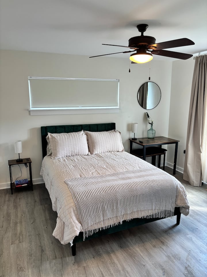 Cozy Dreams Studio - Hendersonville, NC