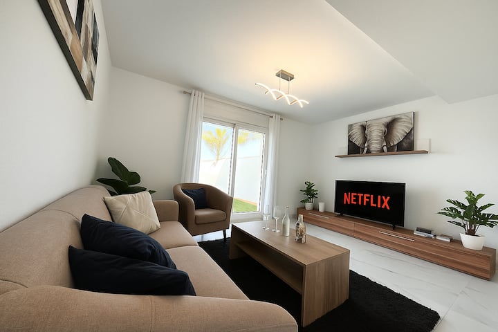 Modern Townhouse With Pool Access - Costa Adeje