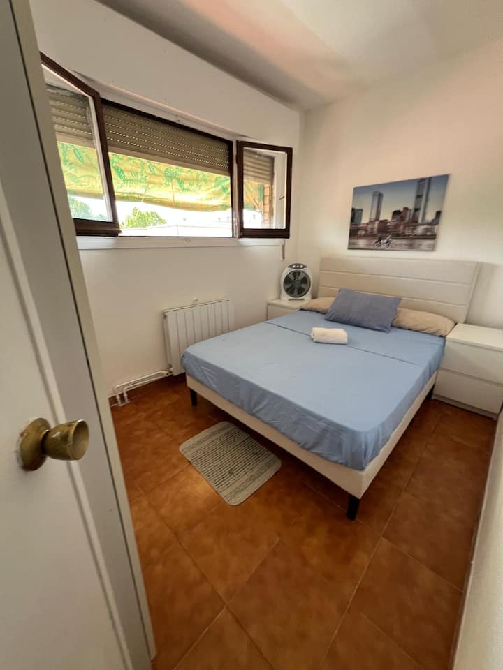 Habitación Chic Con Luz Natural - Cuenca