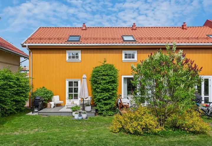Idyllisk Rekkehus I Gamle Byen - Oslo