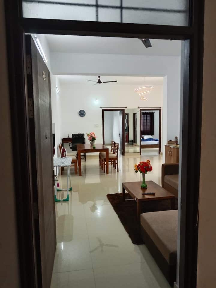 2bhk Luxury Ac | Family Frndly | Wifi | Parking - Hyderabad
