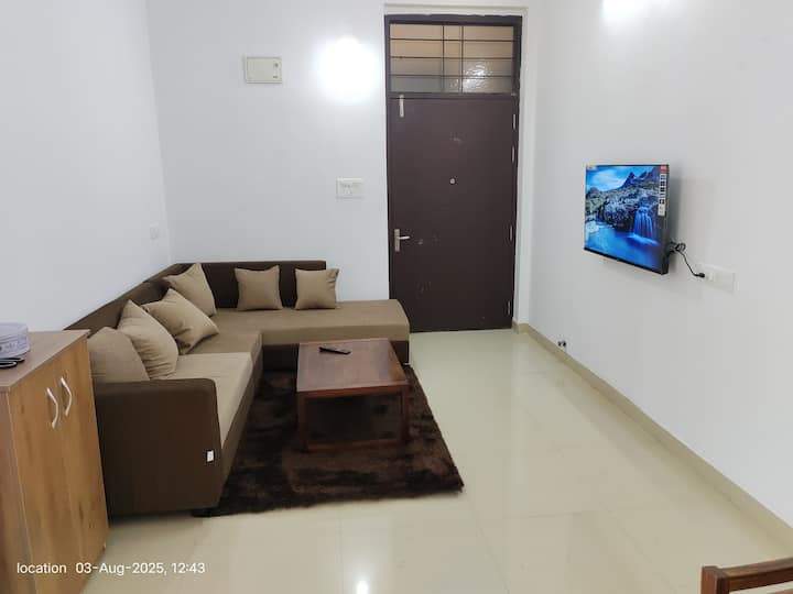 Tosak 2bhk Luxury | Family Frndly | Wifi | Parking - Hyderabad