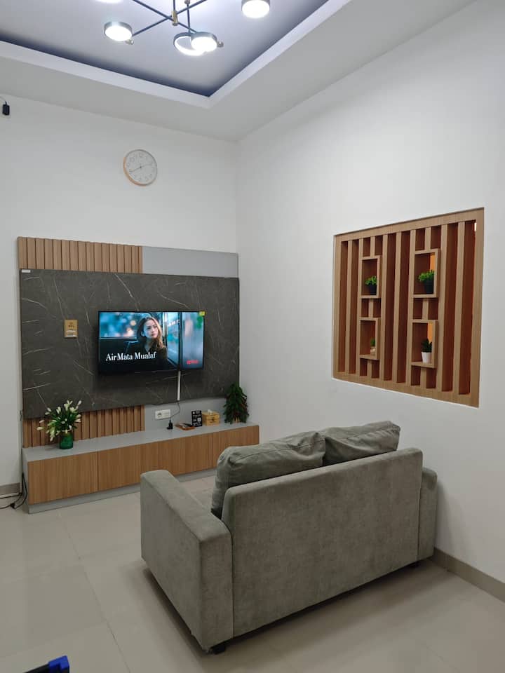 Villa Mochi Classic Sukabumi Private Jacuzzi - Sukabumi