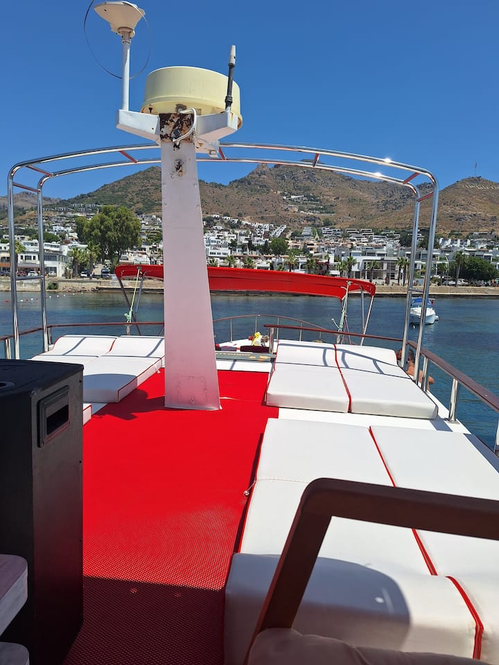 Tekne De Tatil - Turgutreis