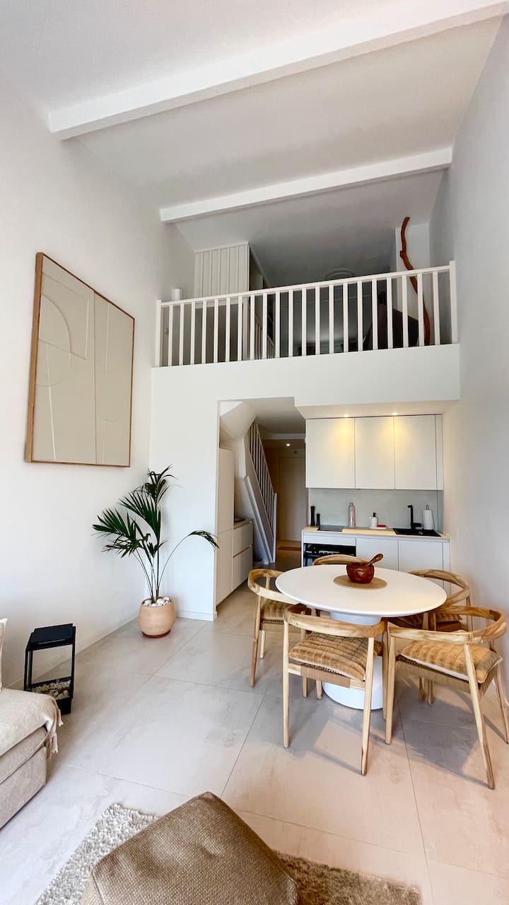 Duplex Vue Mer Standing Bord De Plage Piscine - Gassin