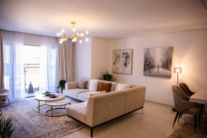 Luxurious, Executive 2 Bedroom - Nairobi