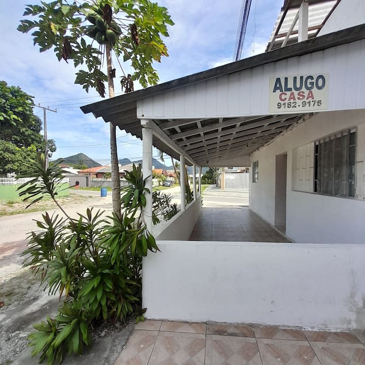 Casa Pertinho Da Praia. - Matinhos