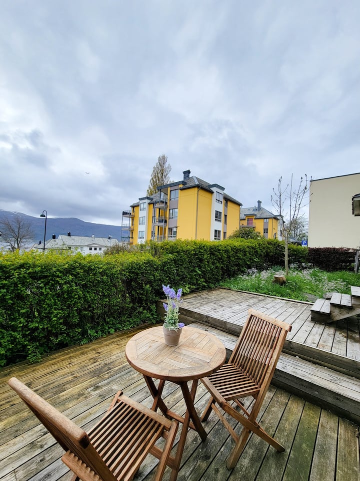 Fin Og Romslig Leilighet. Sentral Beliggenhet - Ålesund