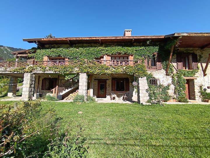 Gîte Confortable Et Spacieux. - Saint-Martin-Vésubie