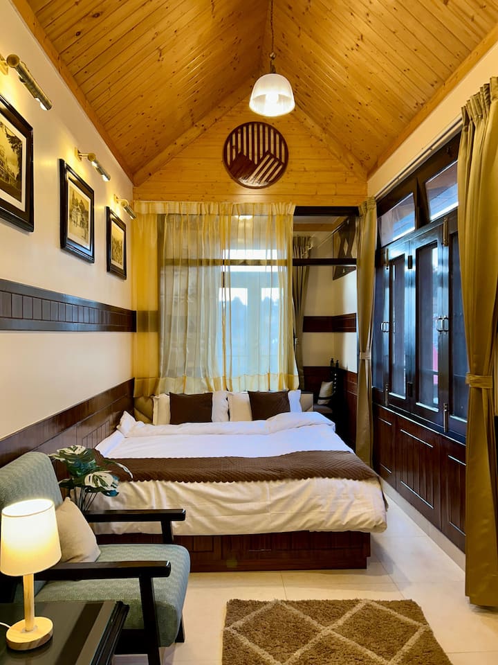 A Mall Road Stay With Panoramic Views | Mall Ethos - Shimla