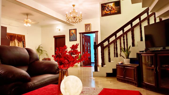 Royal Eden Mahal - Entire Place 4bhk - チェンナイ