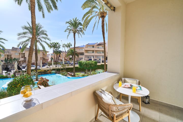 Apartamento Elegante. Terraza Muy Soleada. - Benalmádena