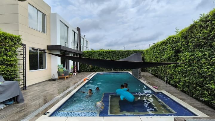 *Aripar* Casa Con Piscina Privada Bbq Y Aire Acond - Ricaurte