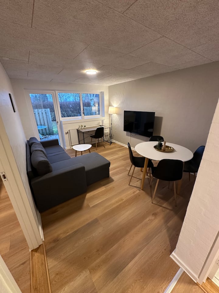 Rækkehus Midt I Billund 22b - Billund