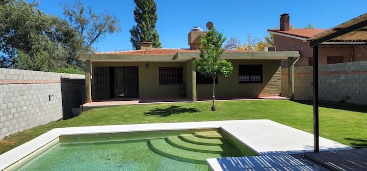 Excelente Chalet De Descanso - Villa Carlos Paz