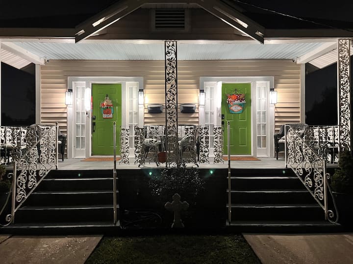 Duplex On Dixon - Metairie, LA