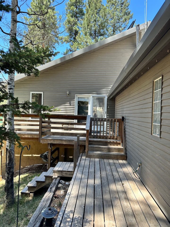 Waterfall Retreat - Cloudcroft, NM