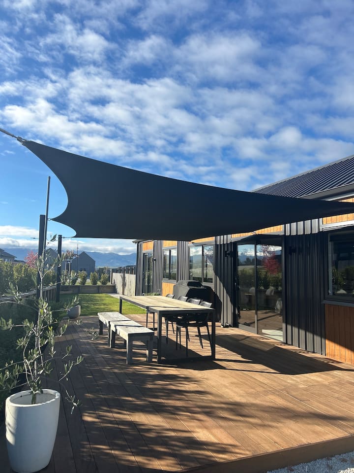 Family Home With Boat Parking - Wanaka