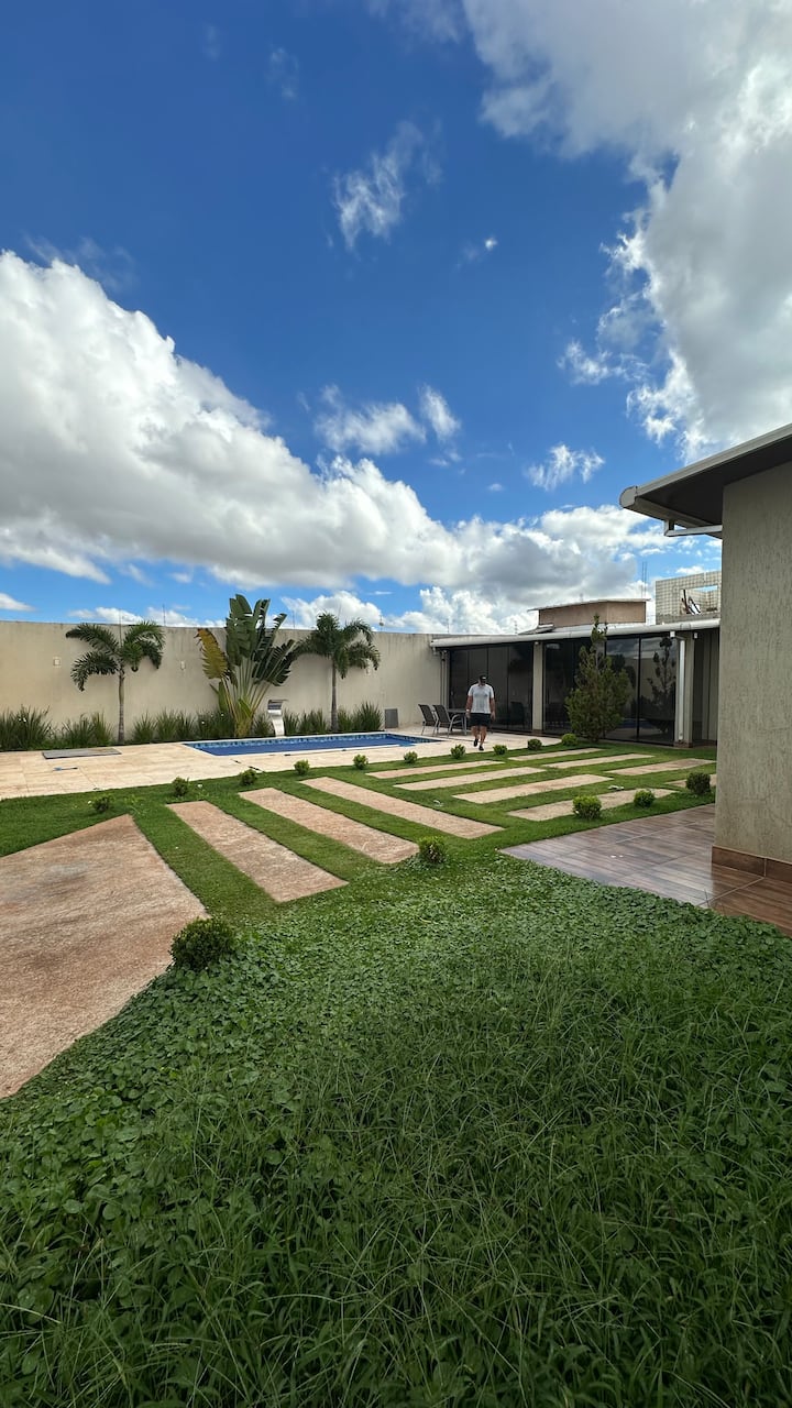 Casa De Campo Com Piscina - Taguatinga