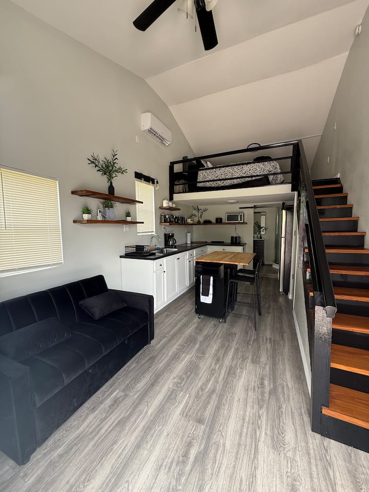 Charming Tiny Home Central Fl - Colt Creek State Park, Lakeland