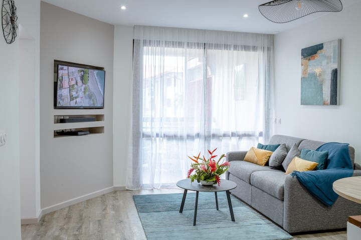 Madeleine Garden Pool Parking - French Guiana