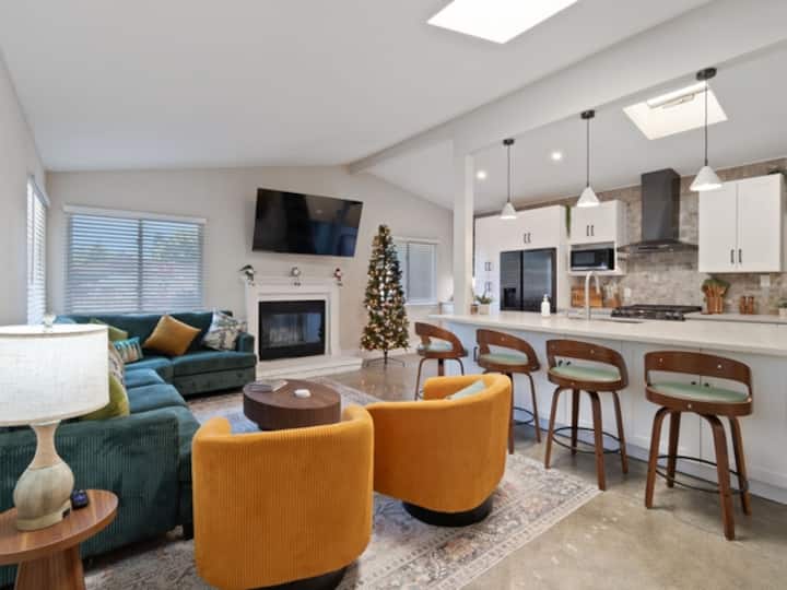 A Getaway Home For 
A Wine Explorer - Napa, CA