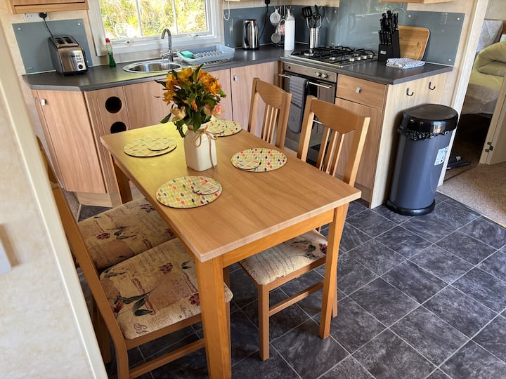 Luxury Caravan Elevated Elegancebreathtaking Views - Aberystwyth