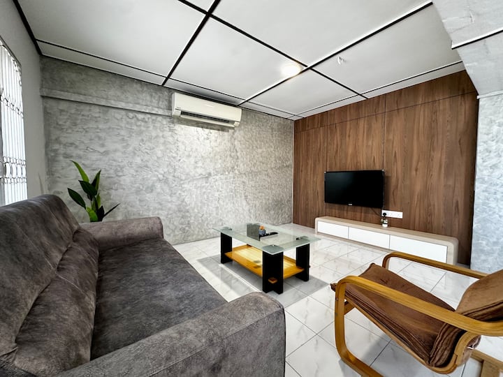 Spacious House For 14 Pax - Penang