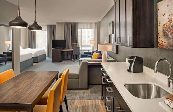 Luxury 2 Queen Kitchen Studio W/ Breakfast - Adventure Ridge, Boise