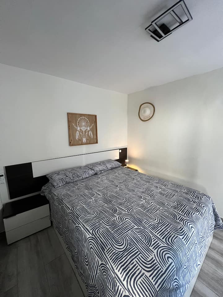 Habitación Central En Almería - Almería