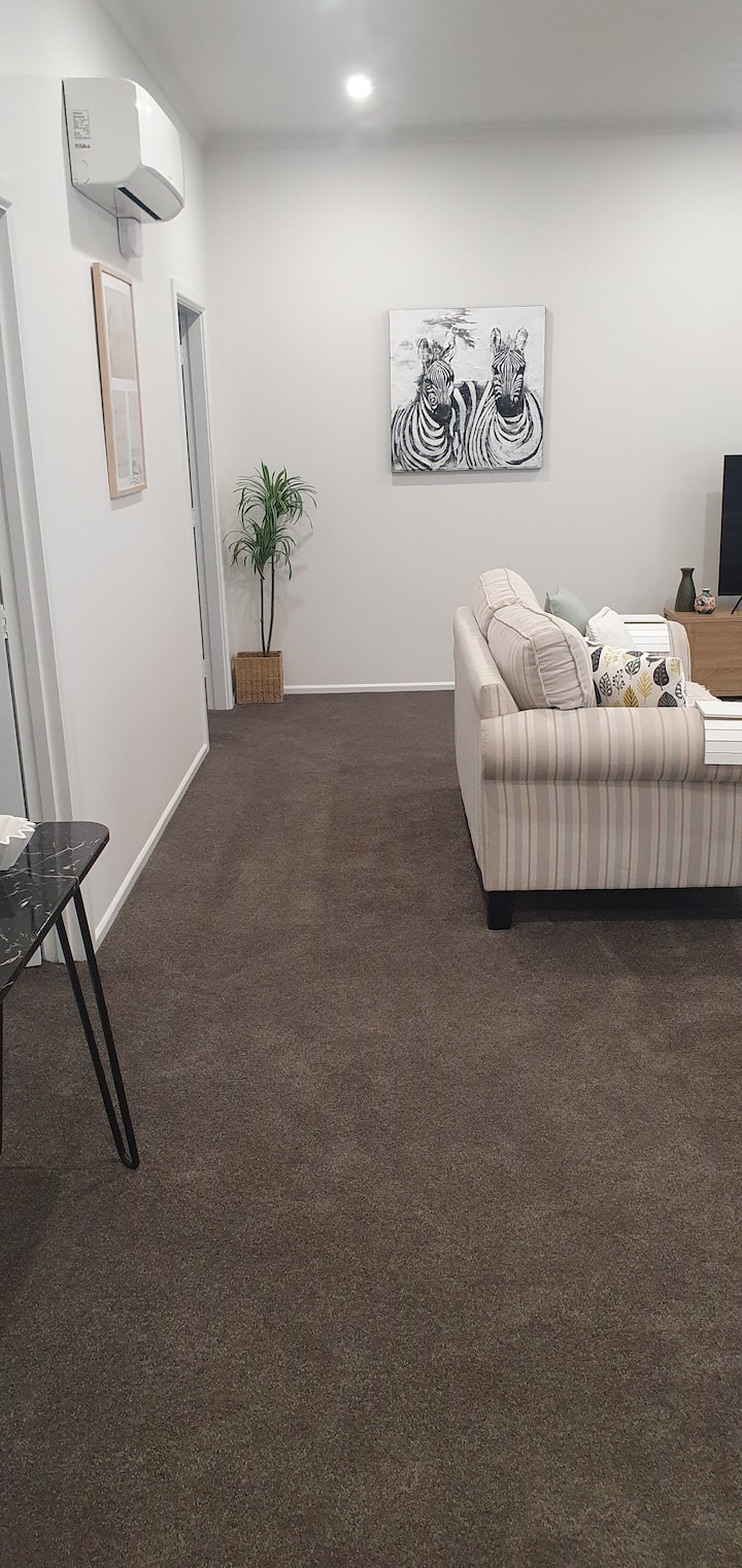 Arbor Suite - Carterton