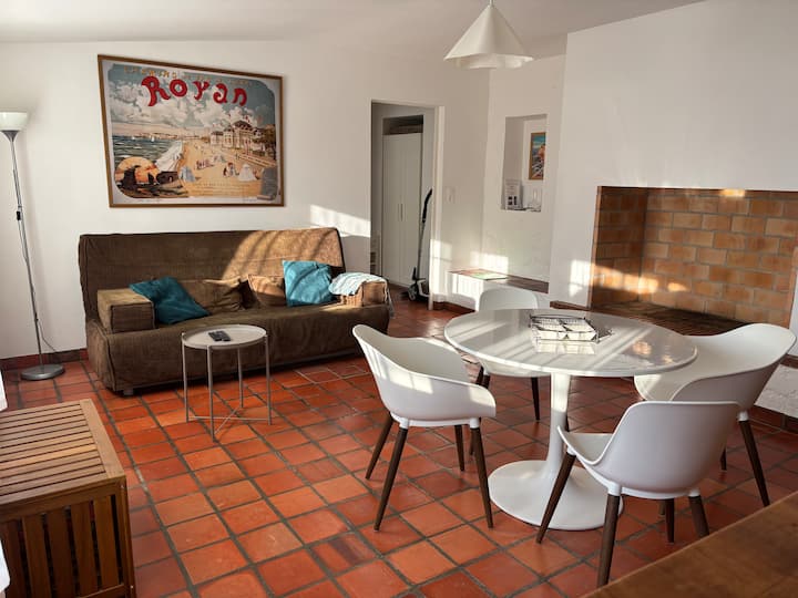 Appartement Proche Du Bourg De Meschers - Talmont-sur-Gironde