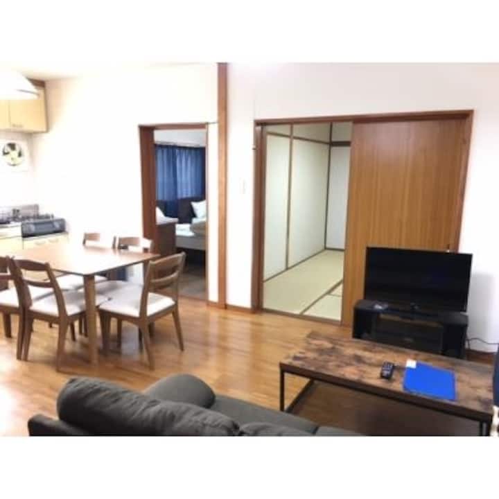 アリーナ迄電車と徒歩で25分・グループに人気の2ldk貸切・定員6・駐車＆防犯カメ有・温泉1.4km - Takamatsu