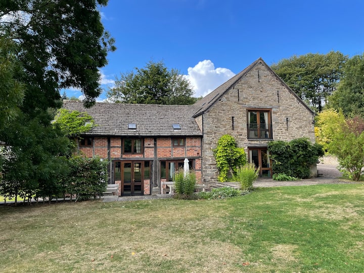 The Great Haybarn At Cwmhir Court, Nr Hay On Wye - Herefordshire