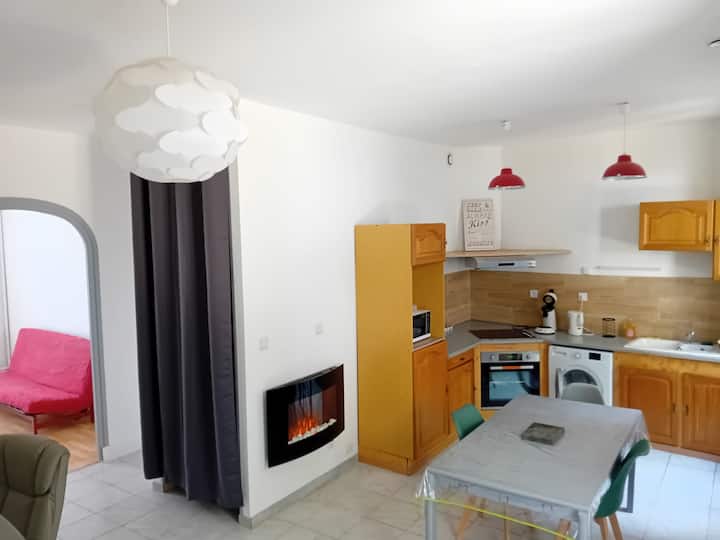 Appartement Avec Terrasse 53 M2 - Le Cheylard