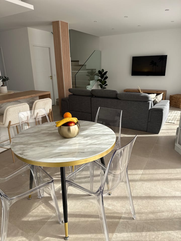 Villa Neuve, Piscine, Calme, Proche Mer – 6 Pers - Passa