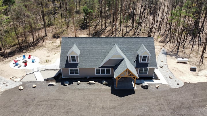 Secluded Newly Built Home With Game Room - Mears, MI