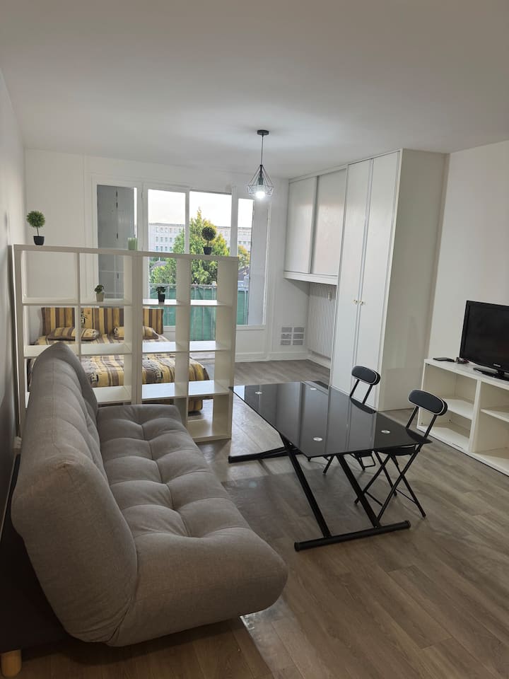 Studio 30m’ Proche Centre-ville - Évreux