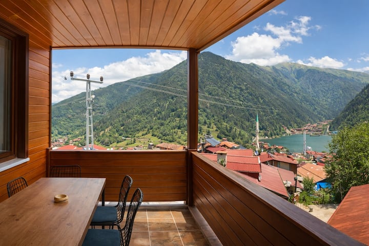 Lake View King Suite Ii - Rize