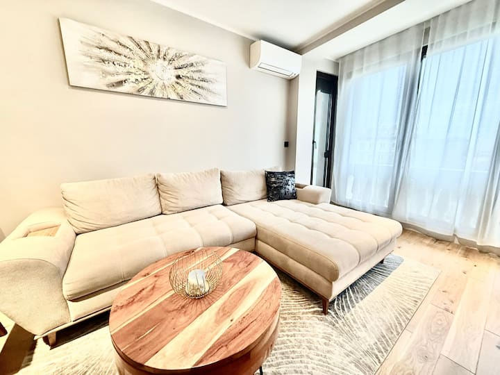 Sea Garden Luxury Apartments - バルナ